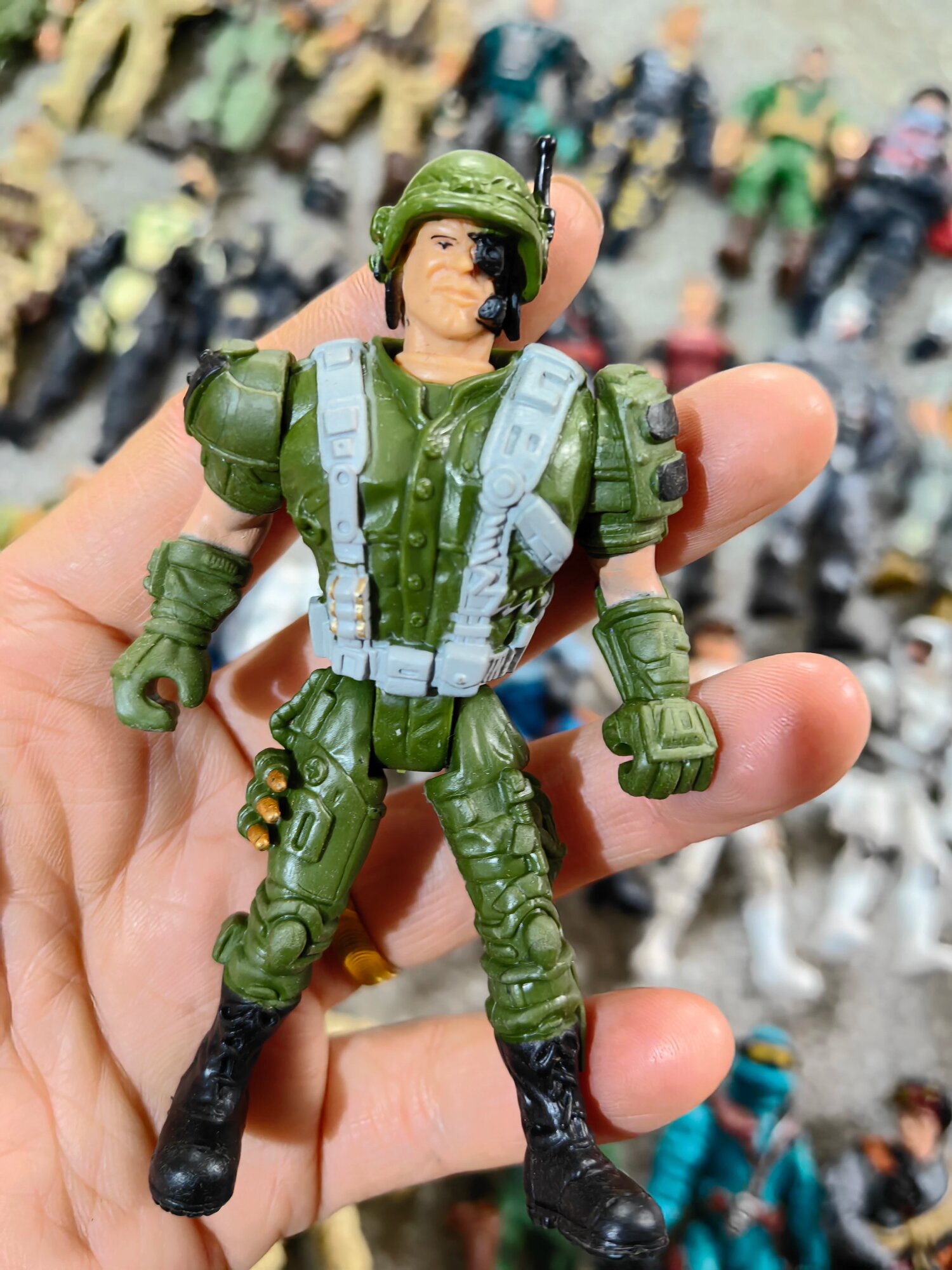 Военная фигурка Lanard Elite Force, желтый