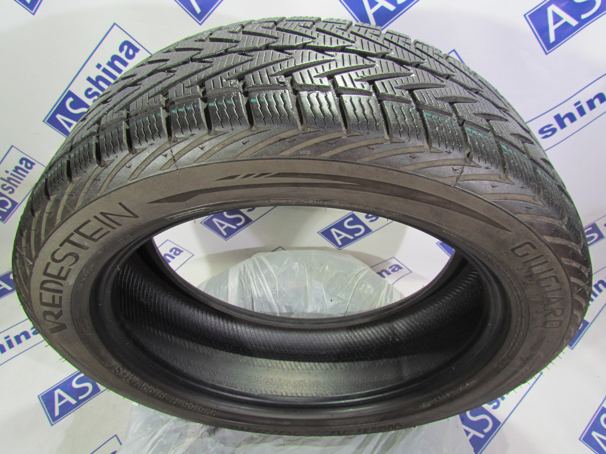 Vredestein Wintrac Xtreme 225 55 R19 зимние БУ шины 10-20% износ , артикул 0009237