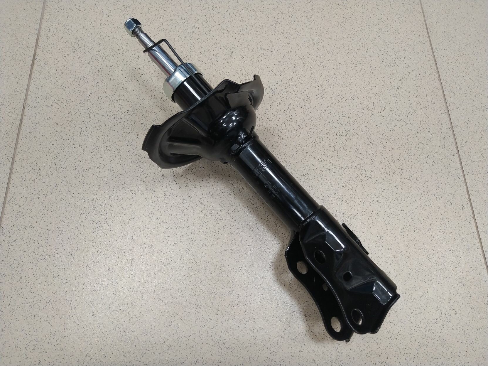 Амортизатор передний ZEKKERT Geely MK рестайлинг (2009+) [1.5 16V 5MT седан]