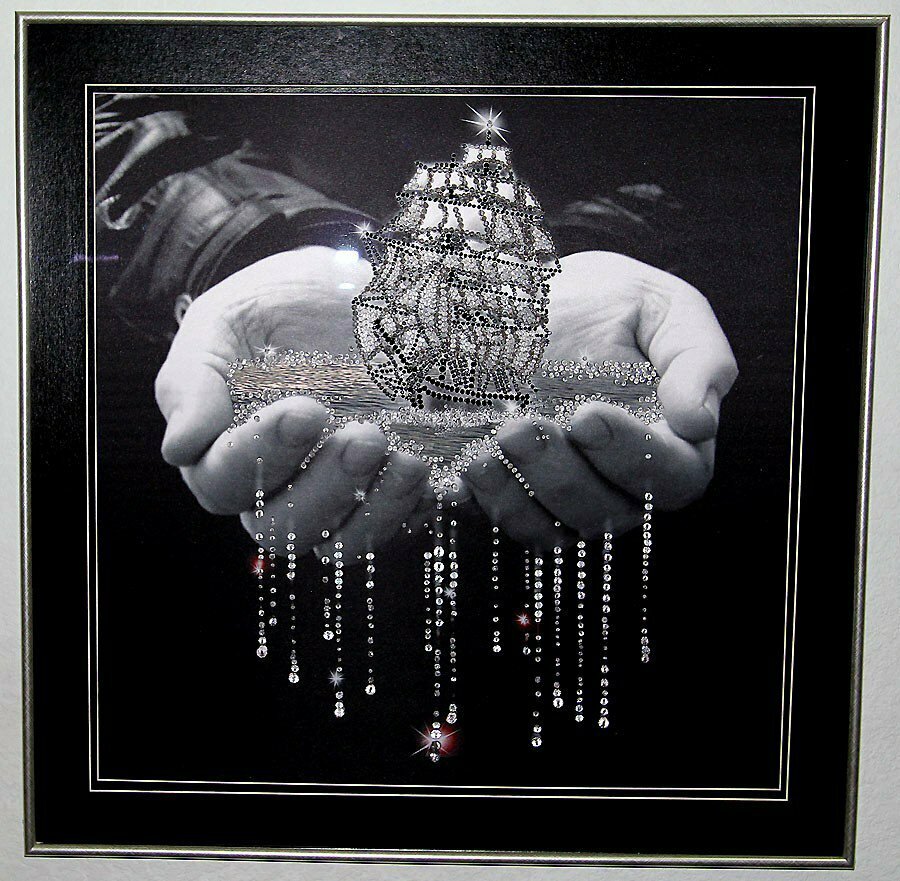 Вышитая картина хрустальными бусинами и настоящими камнями Паруса надежды M5501