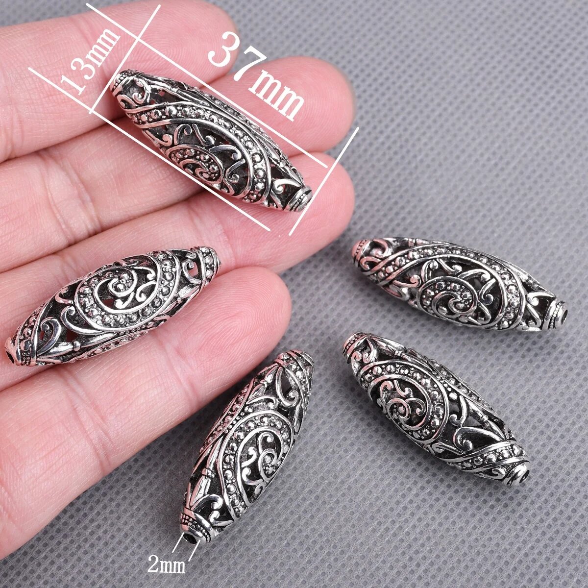 Бусины Siancolary овальные титанового цвета 5 шт. D 37x13mm