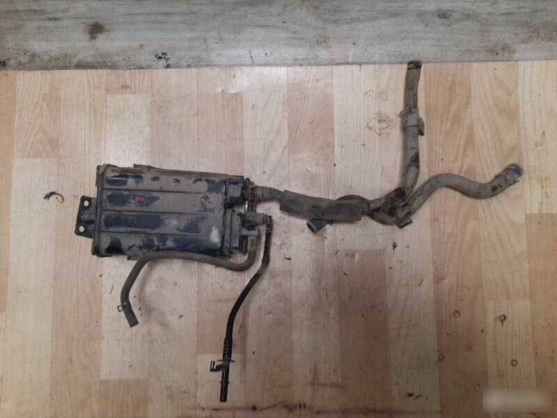 Абсорбер Hyundai Solaris хэтчбек G4FA 2012 Б/У с пробегом