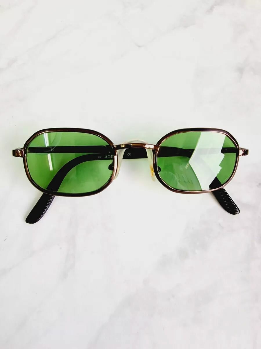 Солнцезащитные очки