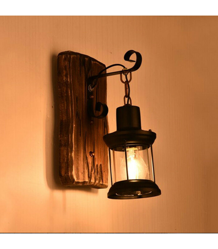 Настенный светильник фонарь на деревянной основе "Тайга"
