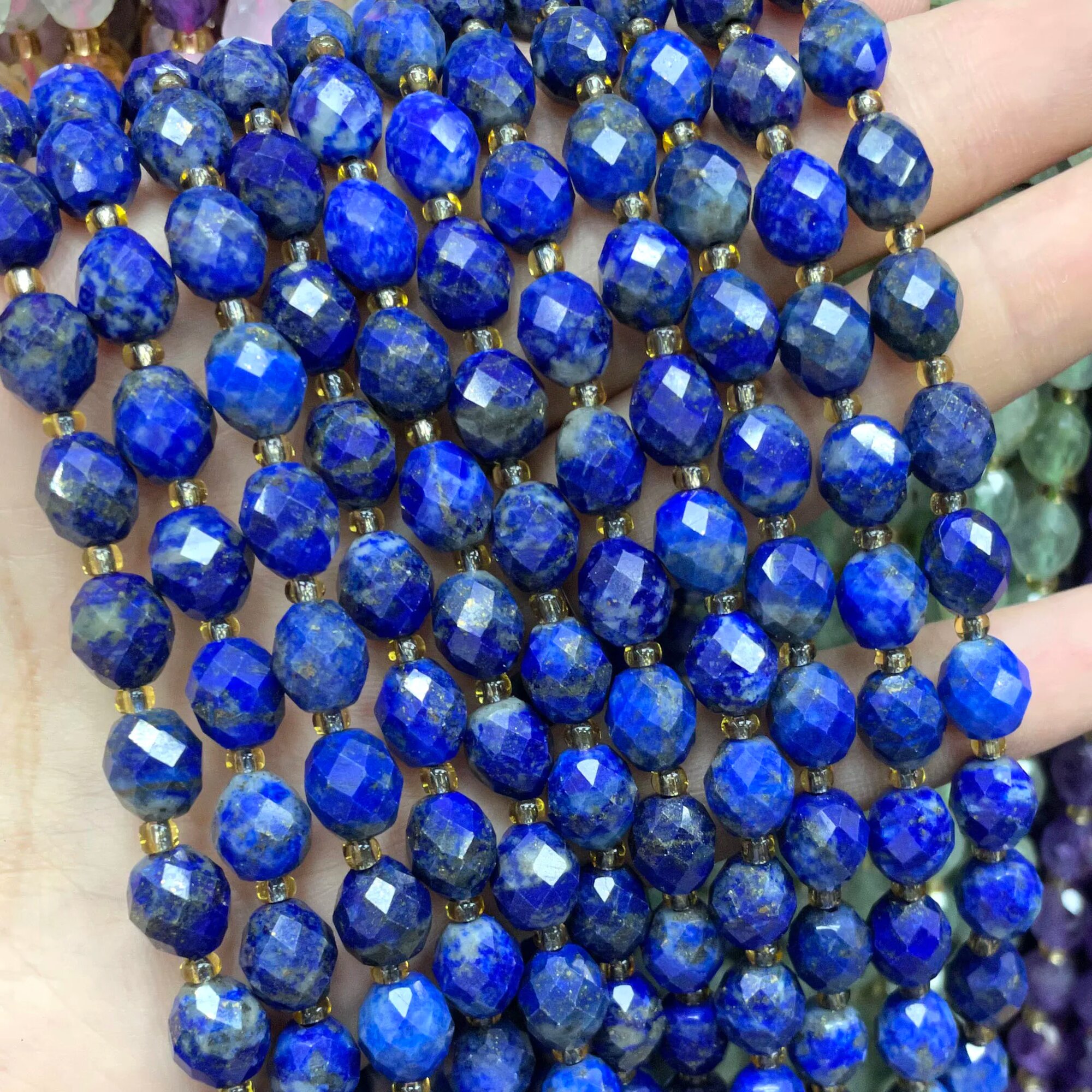 Натуральные гранатовые бусины SYSRXLR 6x8 мм Темно-синий, Lapis Lazuli