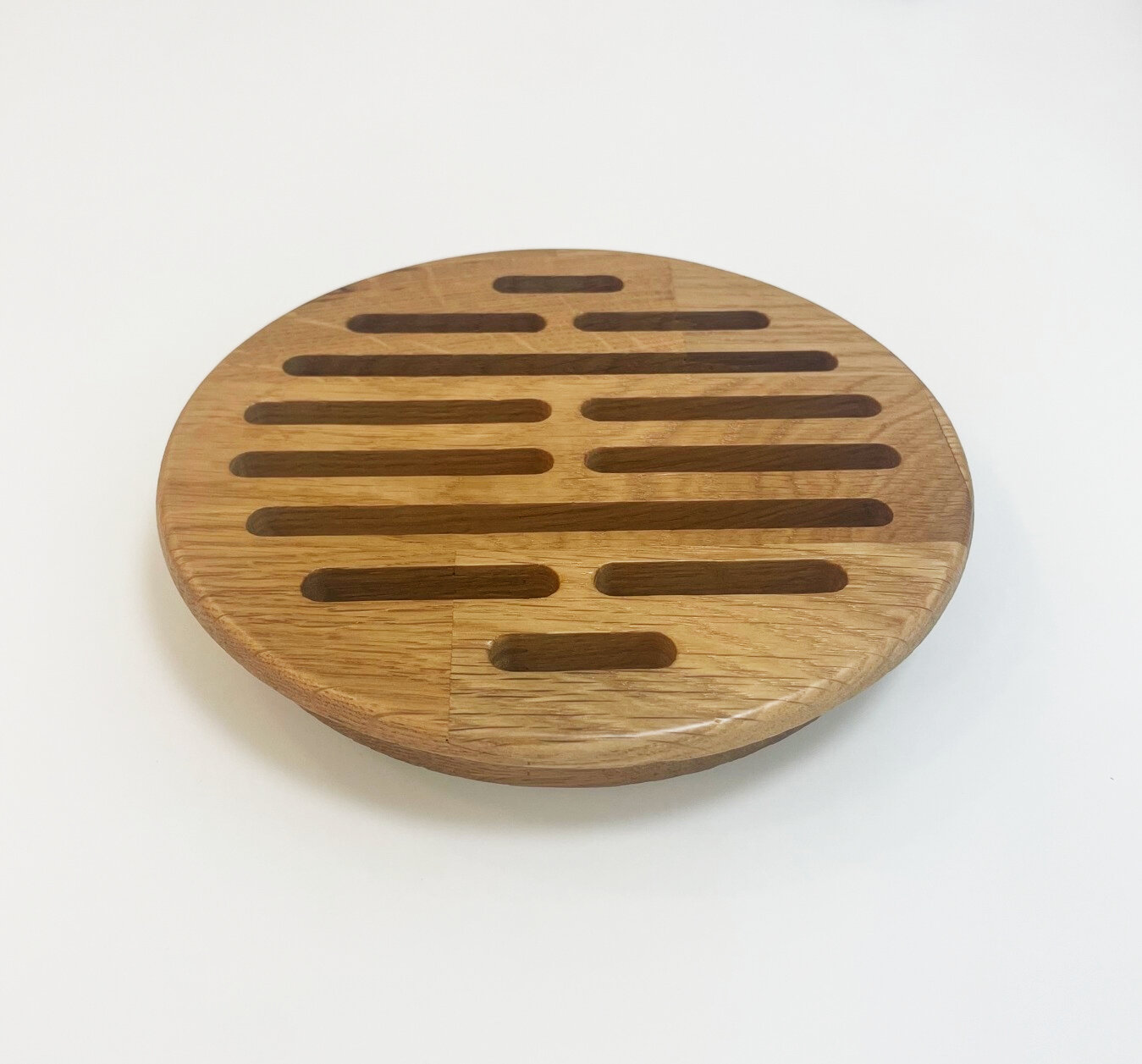 Деревянная врезная решетка Visioner d 150мм. (посадка 135мм. из дуба)