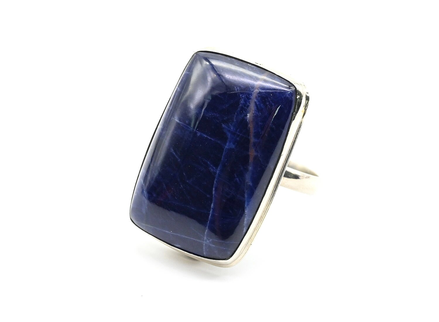 Кольцо, содалит