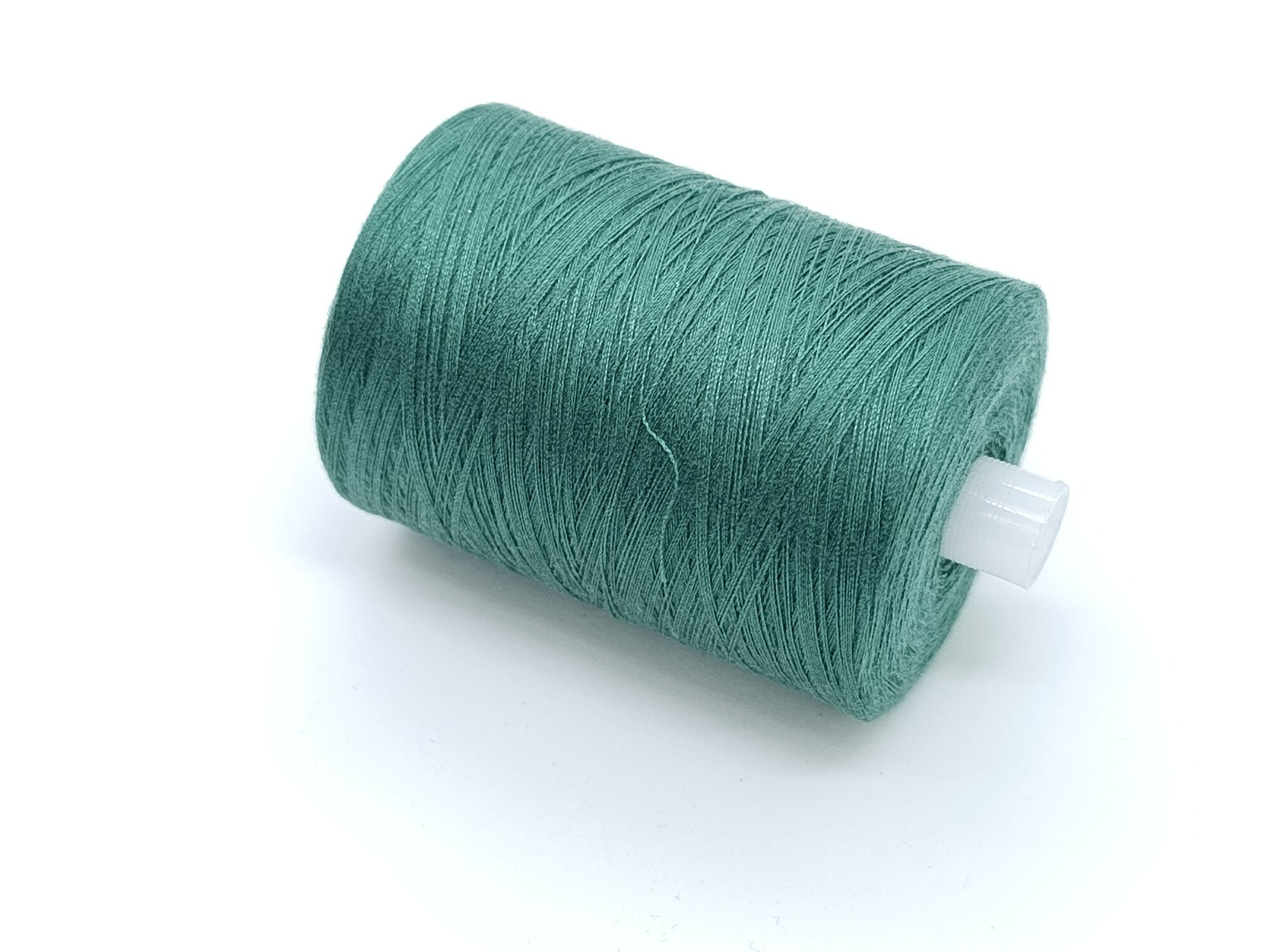 Нитки полиэфирные штапельные 40ЛШ 2500м № 0171