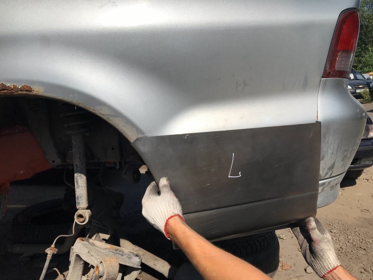 Карман заднего крыла правый Митсубиси Галант 8 0.8 мм, холоднокатаная сталь