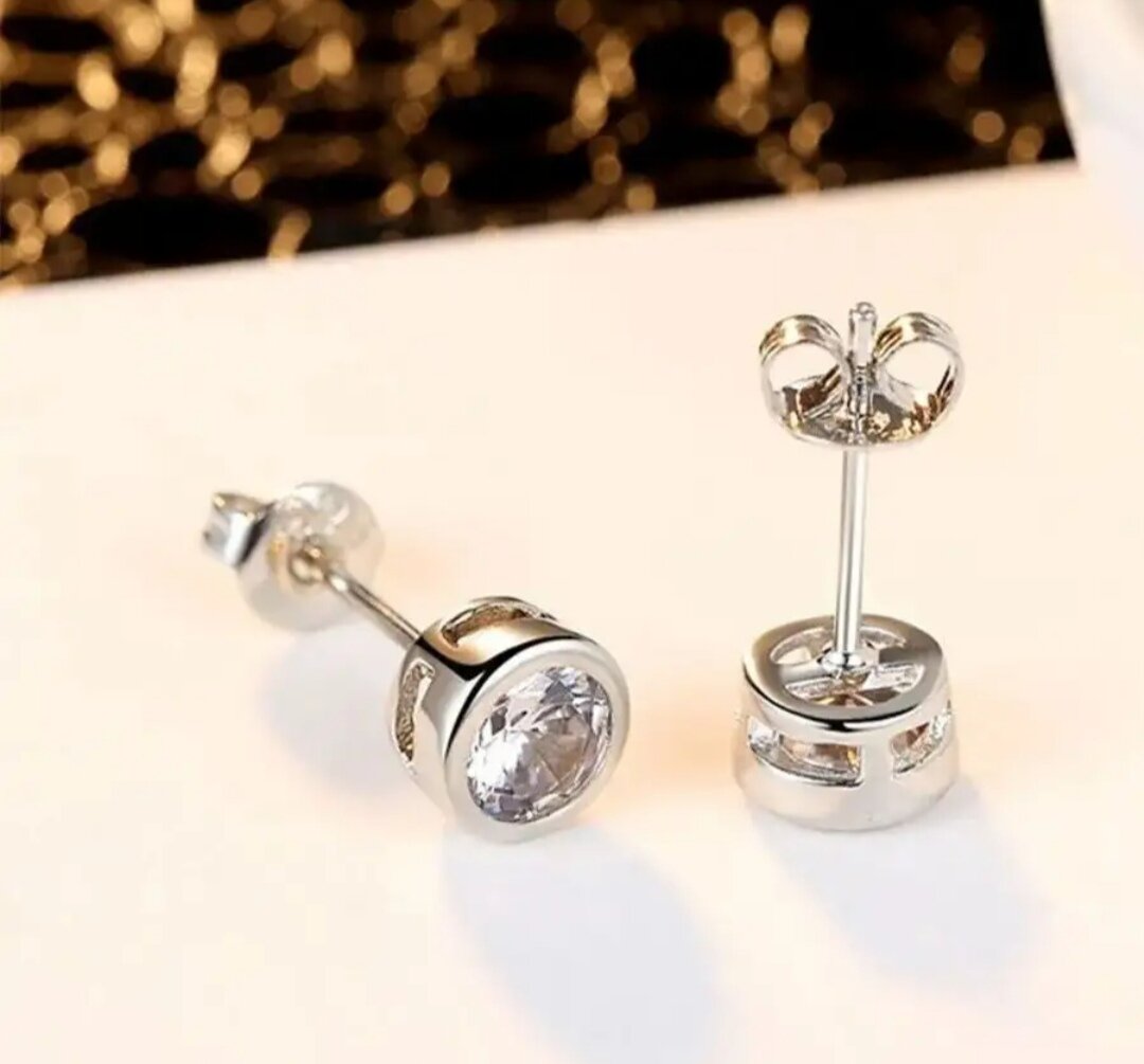 Серьги пусеты, циркон