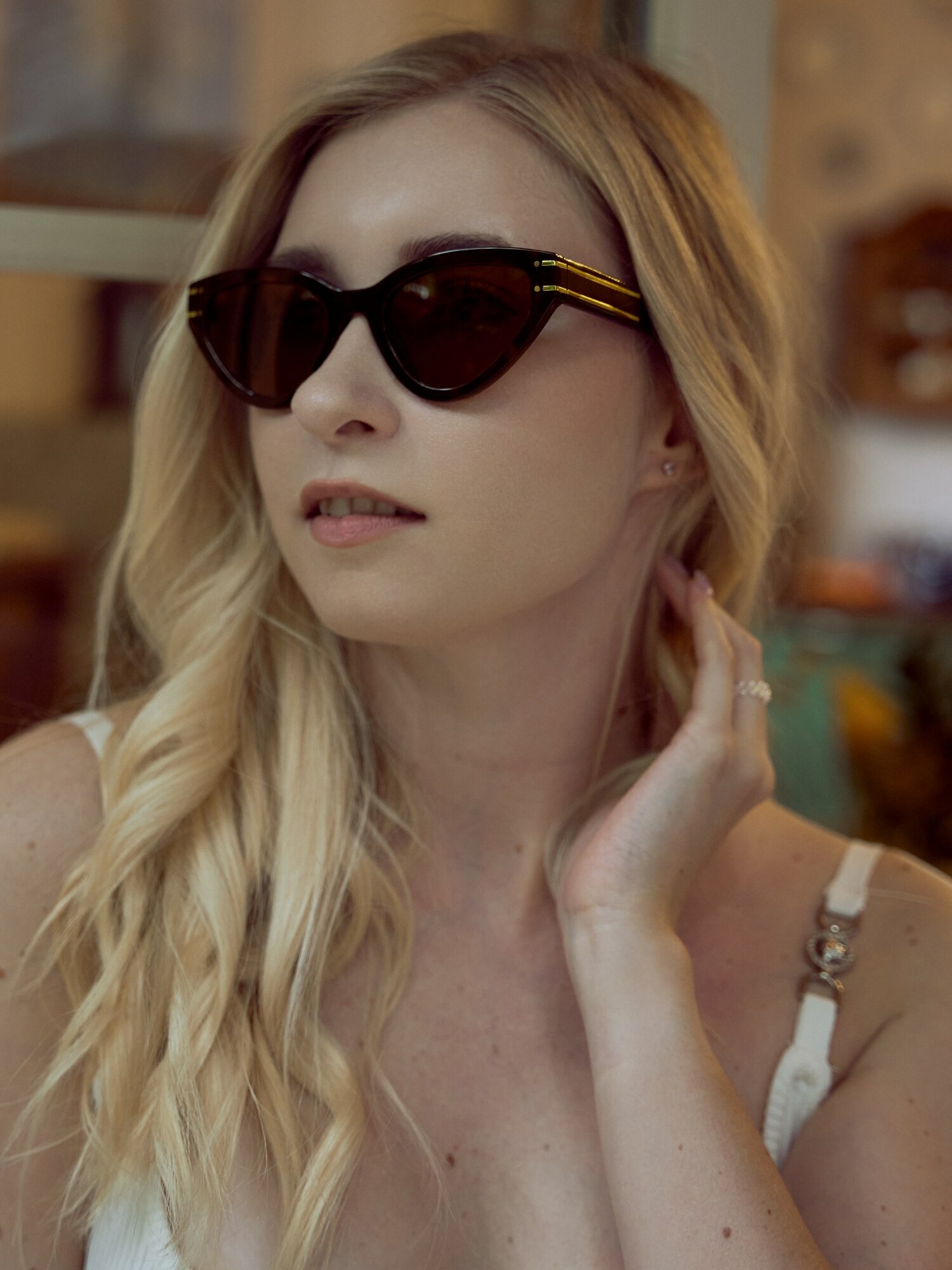 Солнцезащитные очки