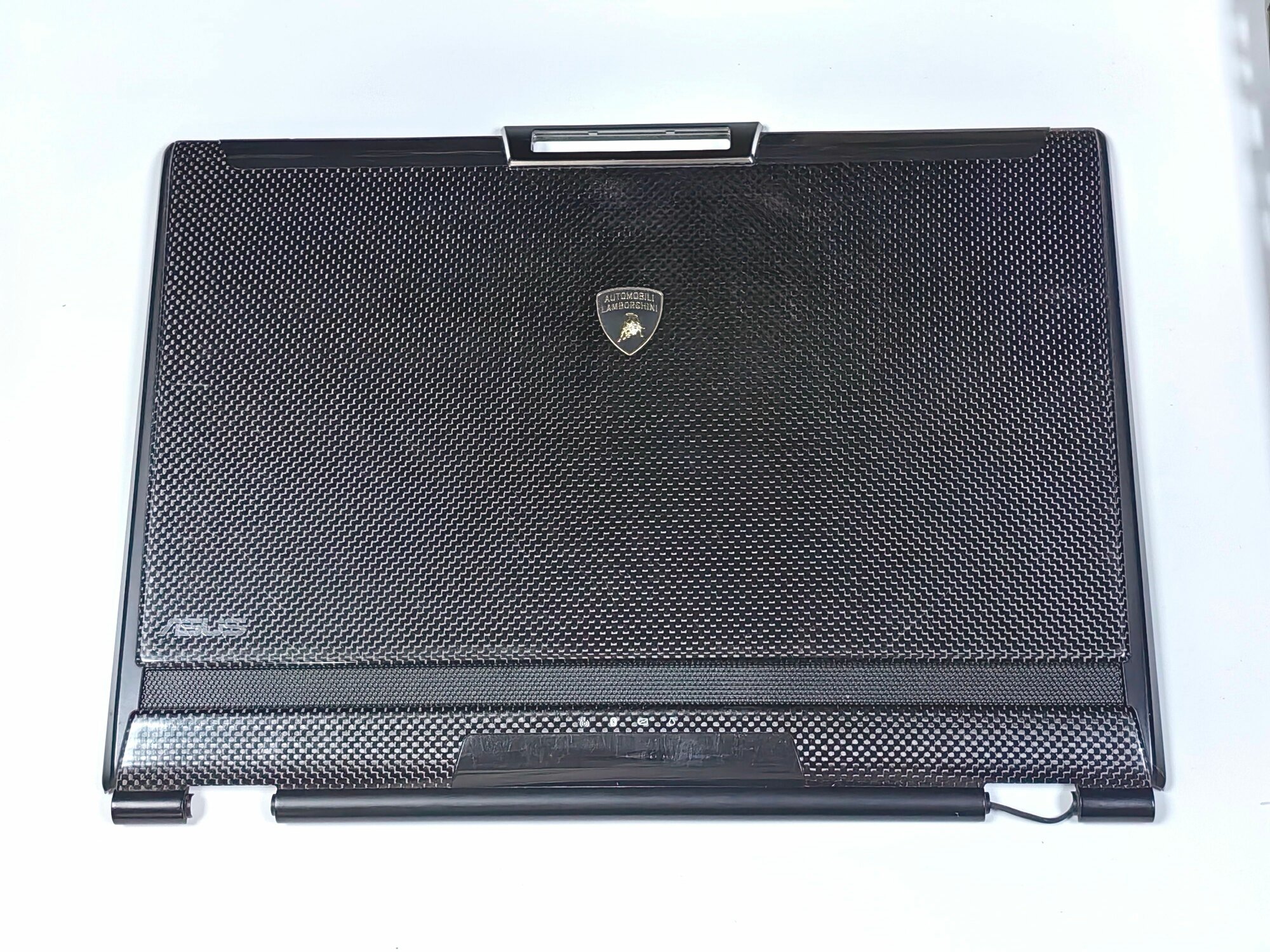 Крышка матрицы ноутбука Asus Lamborghini VX2, VX2S