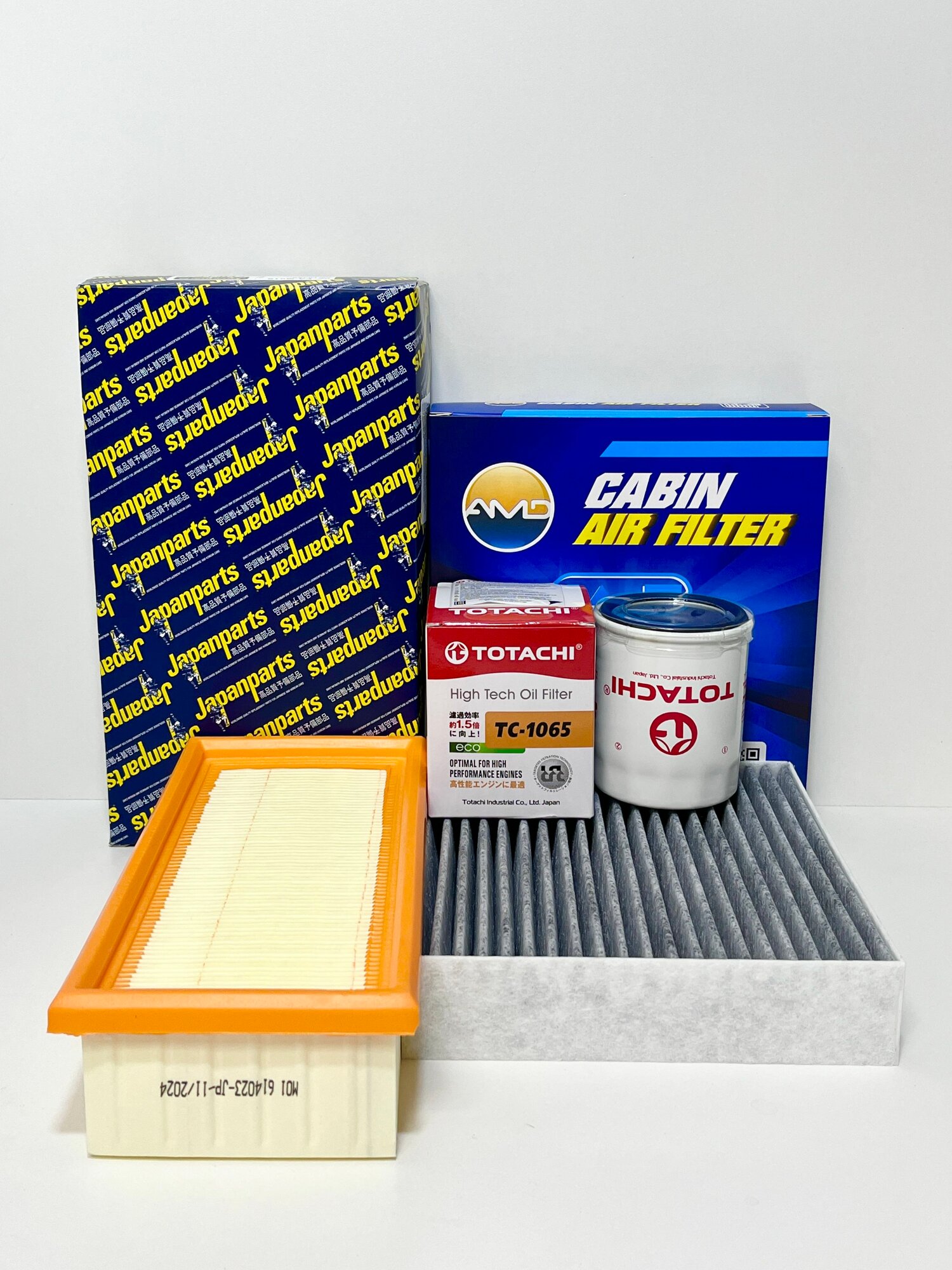 Комплект фильтров для Mitsubishi Colt 2004 - 2012 1.3 1.5 (Митсубиши Кольт 6 левый руль) фильтр воздушный + салонный + масляный