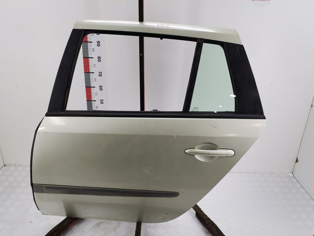 Дверь задняя левая Renault Laguna 2 7751471662 арт. 1573449