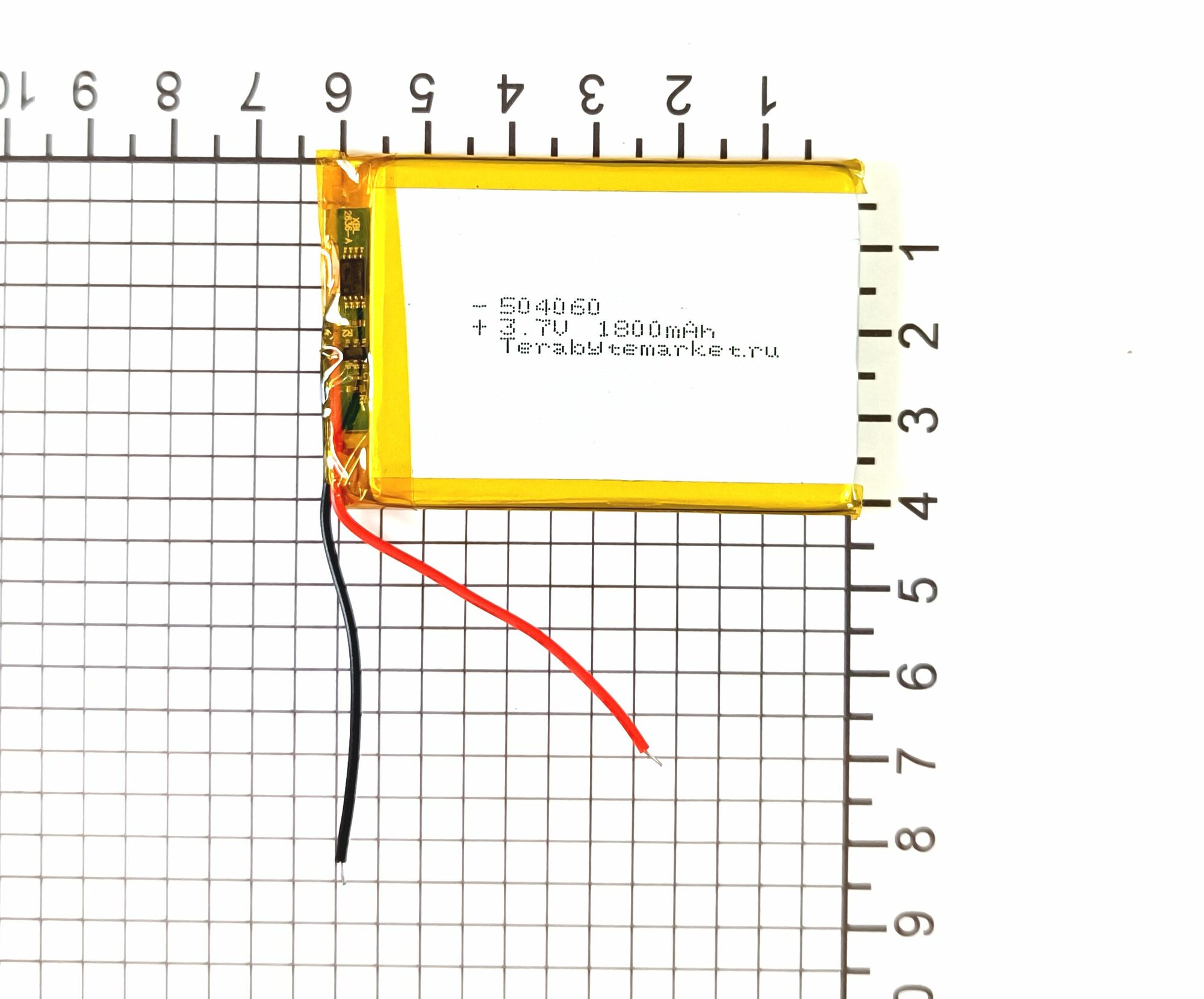 Аккумулятор для светодиодного led фонаря универсальный 3.7v 1802mAh 2 pin 2 провода li-pol Терабайт Маркет
