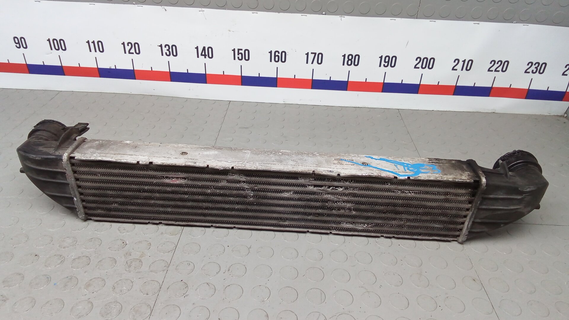 Радиатор интеркулера MERCEDES BENZ C-CLASS W203, Номер A2035000400