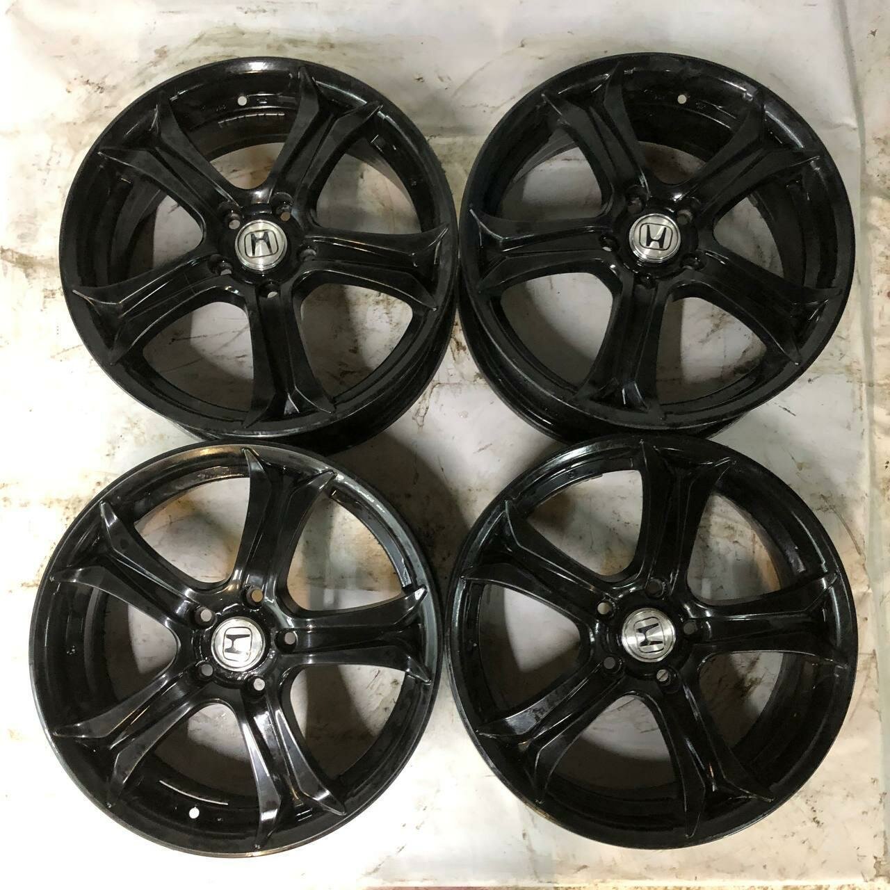 Колесные диски Replica 18x7 PCD 5x114.3 D64.1 ET50 (Реплика)