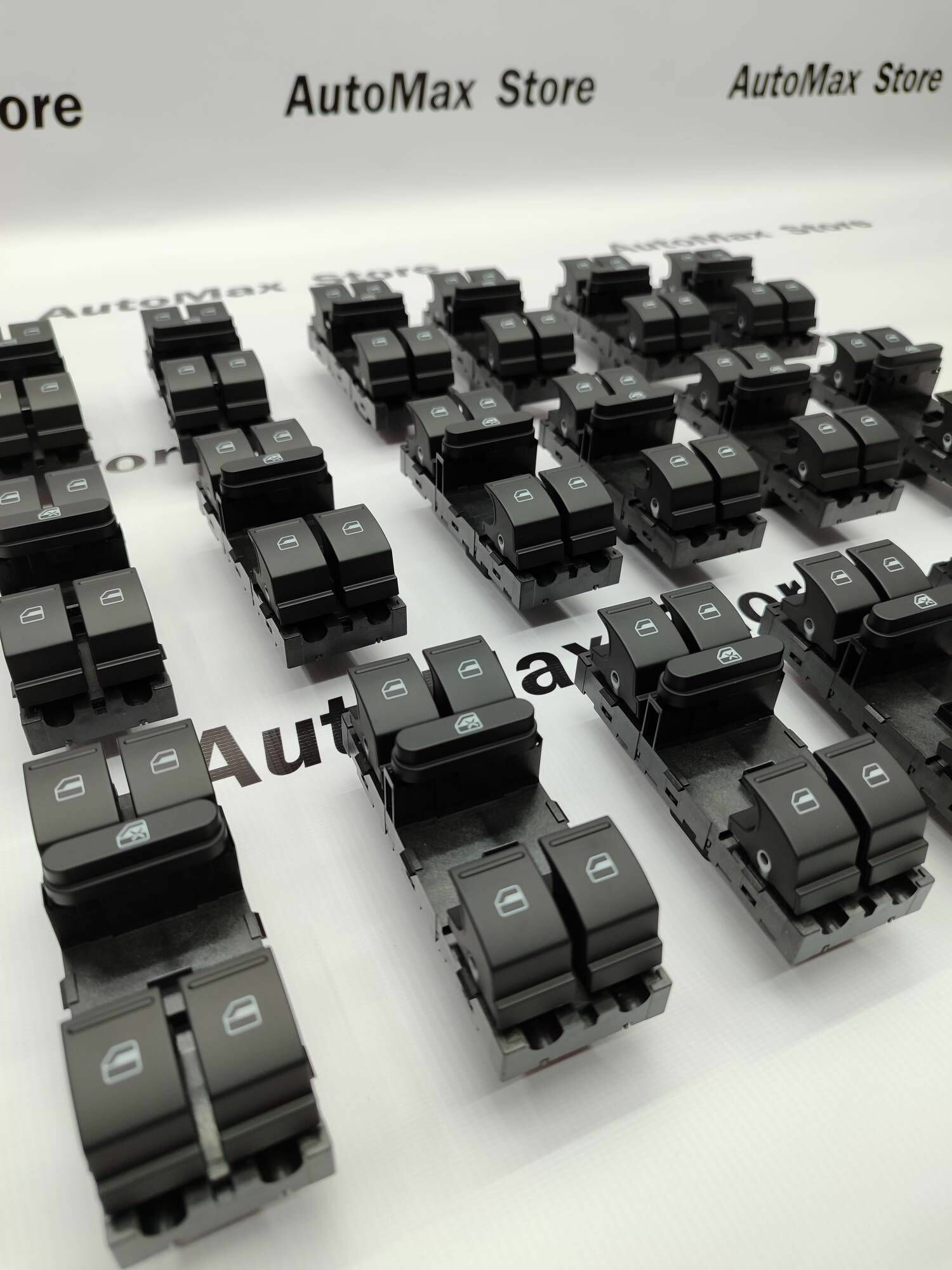 Блок кнопок стеклоподъемника оригинал Volkswagen Polo / 1K4959857C/ Блок управления стеклоподъемника Фольксваген Поло