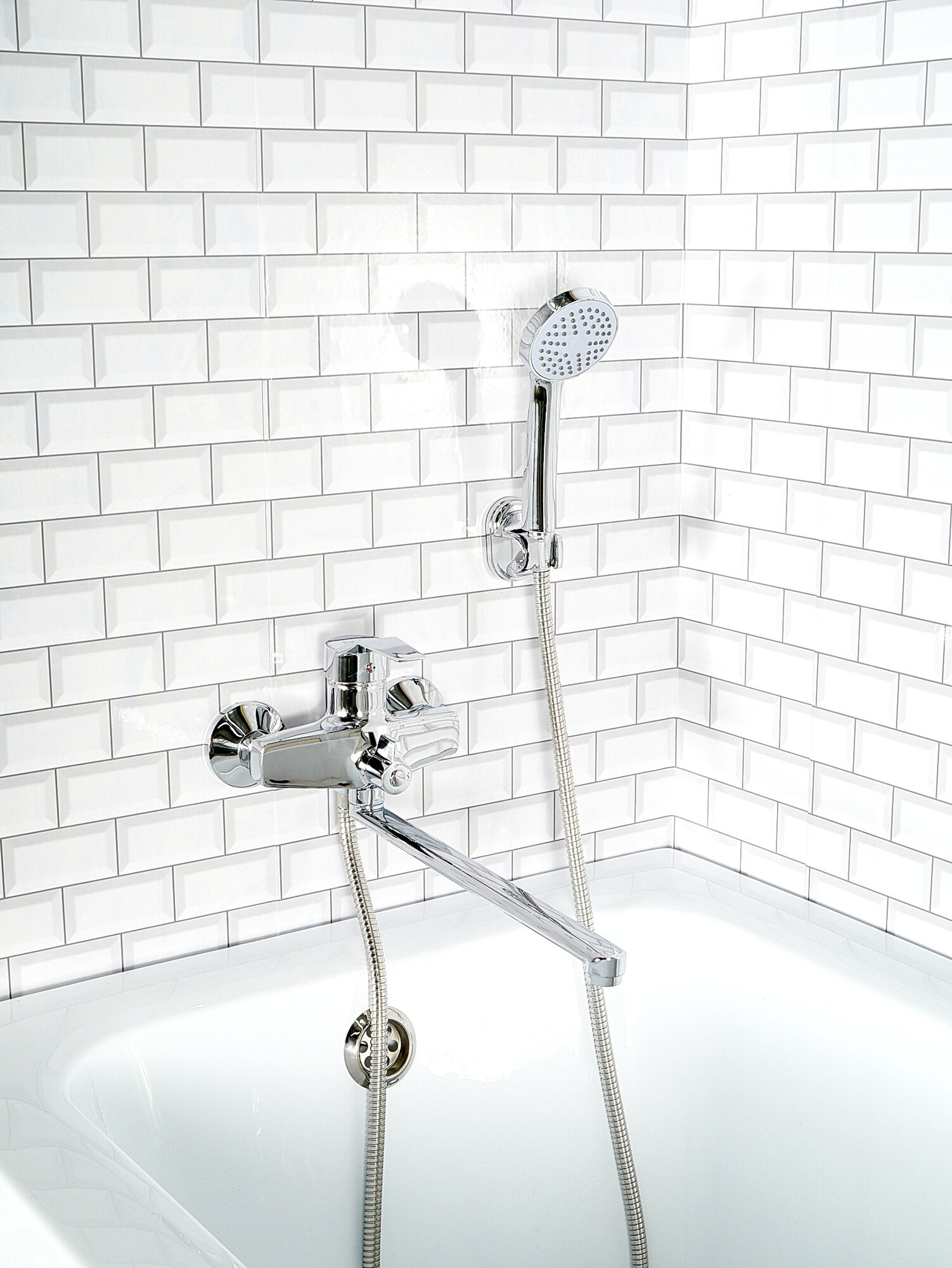 Смеситель Potato P2214, хром, цинковый сплав, вертикальный монтаж, для ванны