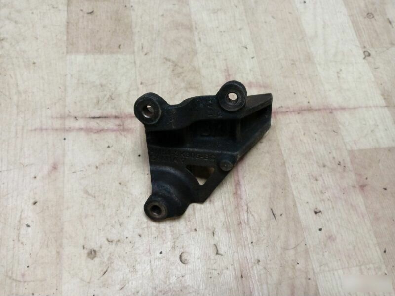 Кронштейн промежуточного вала Ford Galaxy WA6 qywa Б/У с пробегом