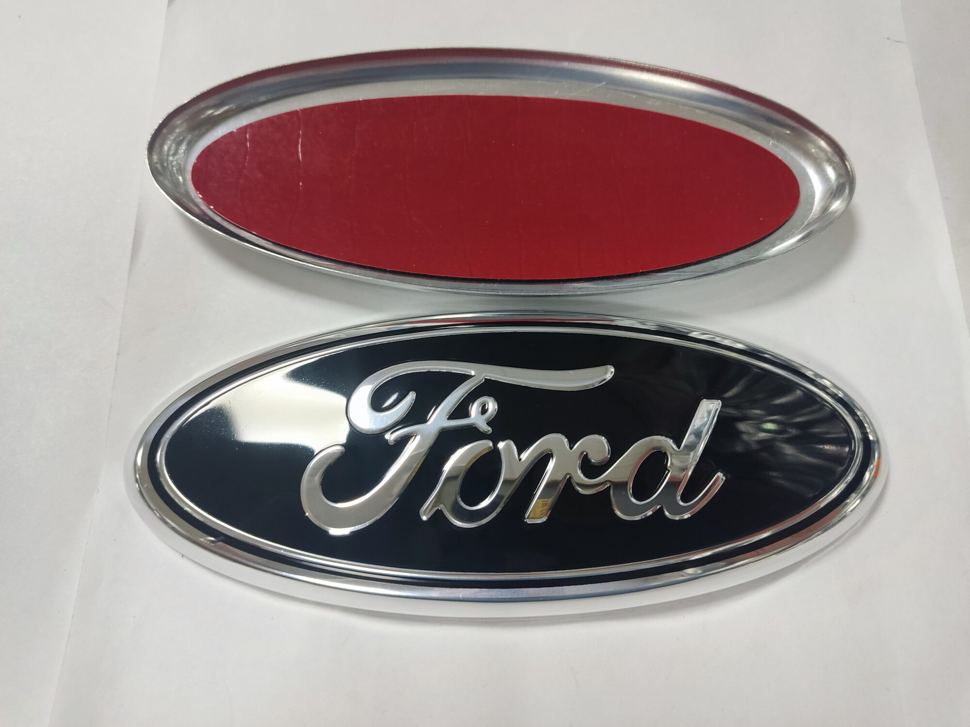 Эмблема Ford, металл, глянцевая, самоклеящаяся, длина 14,5 см, черная