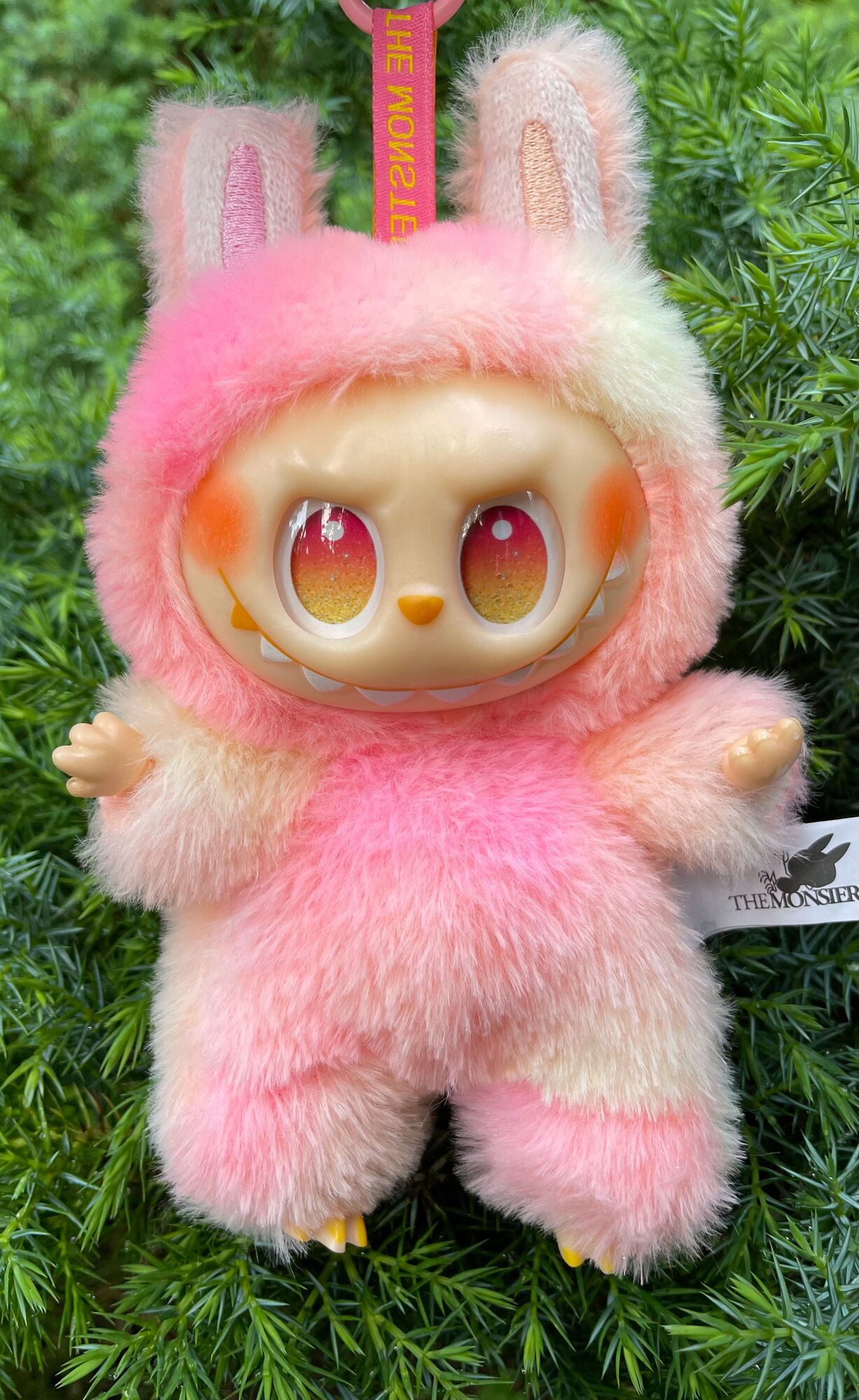 Лабубу мягкая игрушка брелок серия Labubu Big into Energy Loyalty 17см