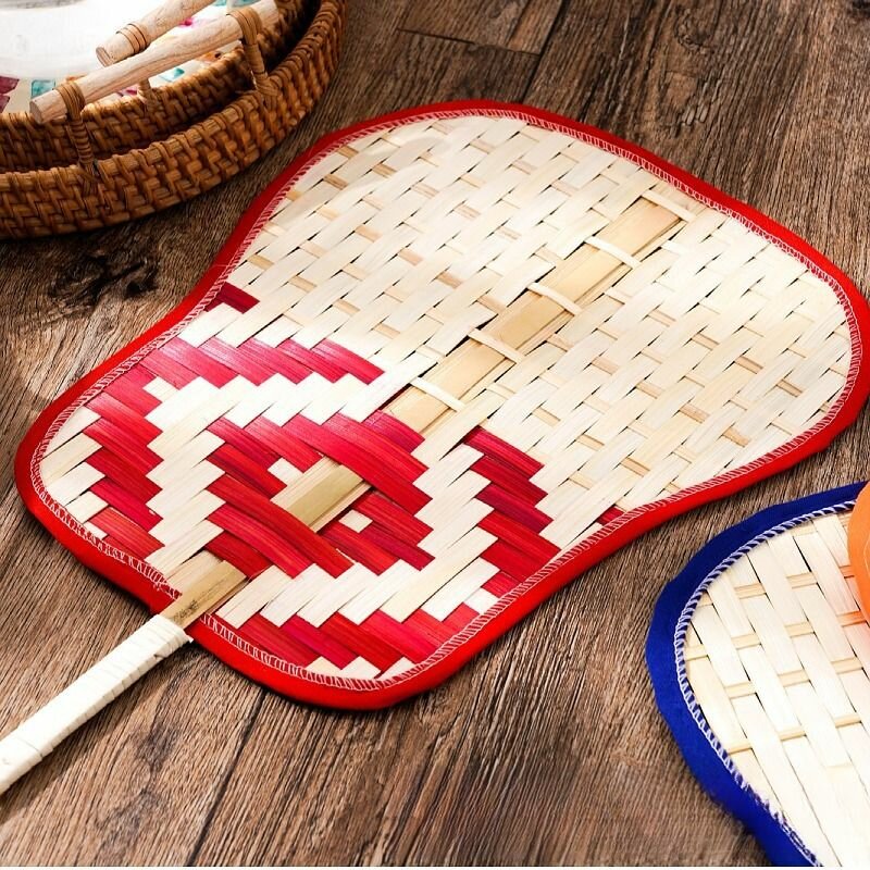Ручной веер из соломы ручной работы