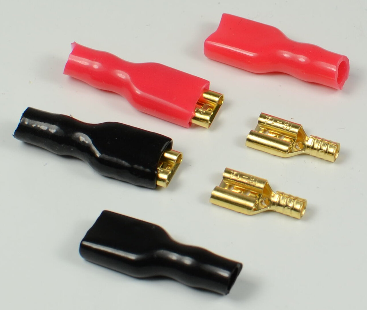 Клеммы обжимные акустические под штекер 6,0 мм, провод до 2,5 мм ARIA 12GA (2 черные + 2 красные)