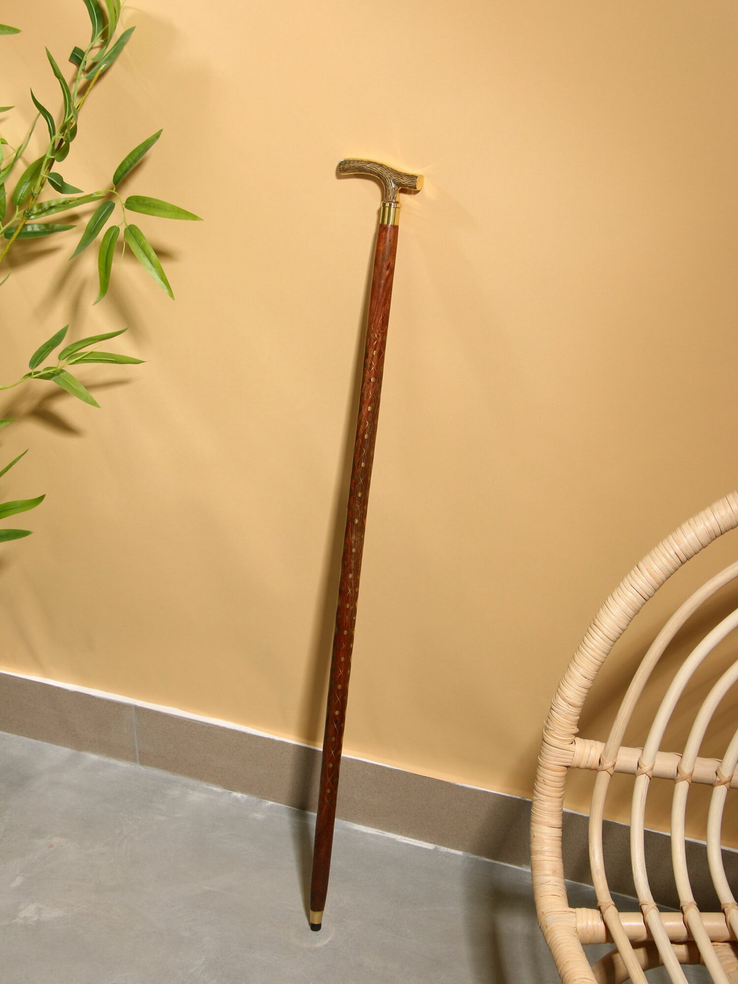 Трость "Домино", 92 см, шишам, латунь, цвет: золотистый, вид дерева: шишам