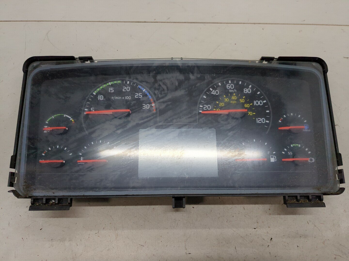 Приборная панель Volvo FL Б/У