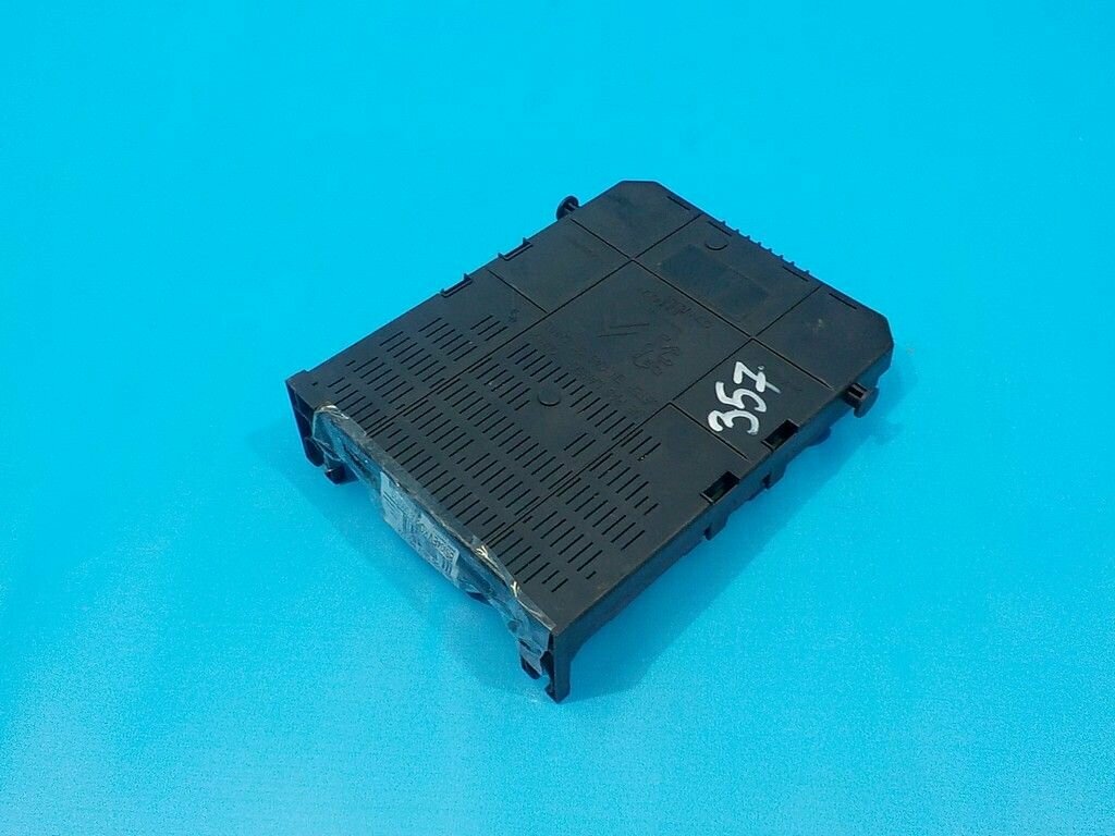 Блок предохранителей салона PEUGEOT 308 I 2007-2015 9666895780 - Б/У