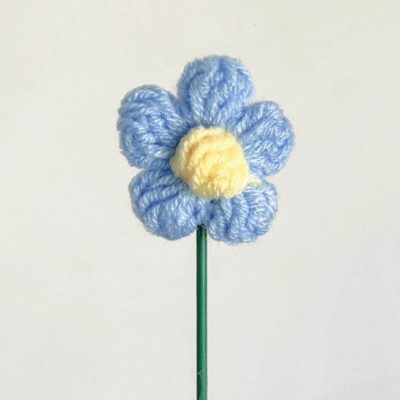 Простой букет из слоеных цветов, связанный вручную крючком, 5шт-синий
