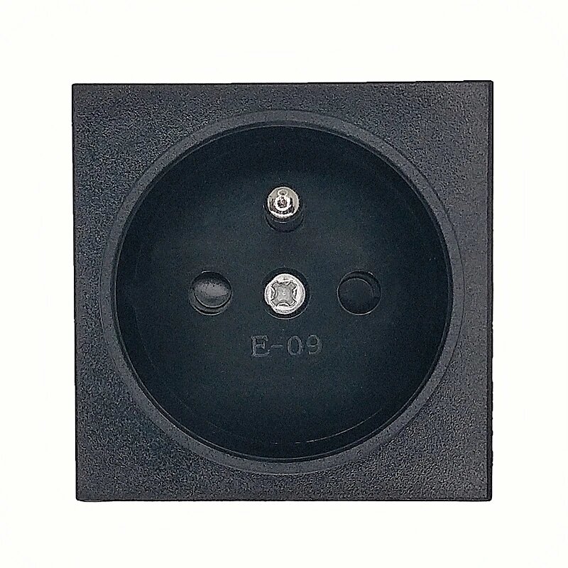 Розетка для поверхностного монтажа на панели Schuko Type E AC250V 16A