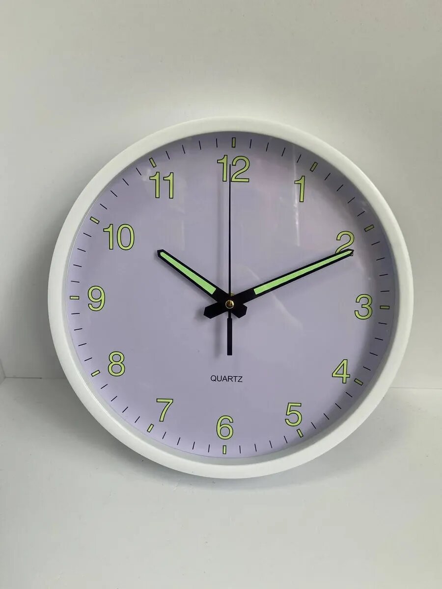 Настенные часы светятся в темноте , 25 см белый ободок