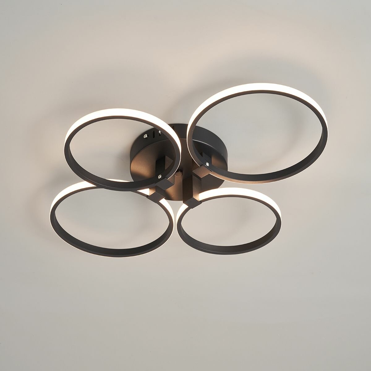 Черная или белая круглая потолочная люстра, 4 колец длиной 580*ширина 460мм 40w Светодиодная лампа, затемняемая с пультом дистанционного управления, современная гостиная, украшение столовой кровати