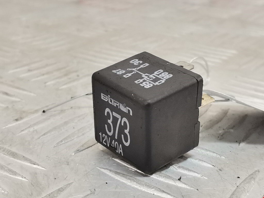 Реле Volkswagen Passat 5 8D09511253A арт. 1654801