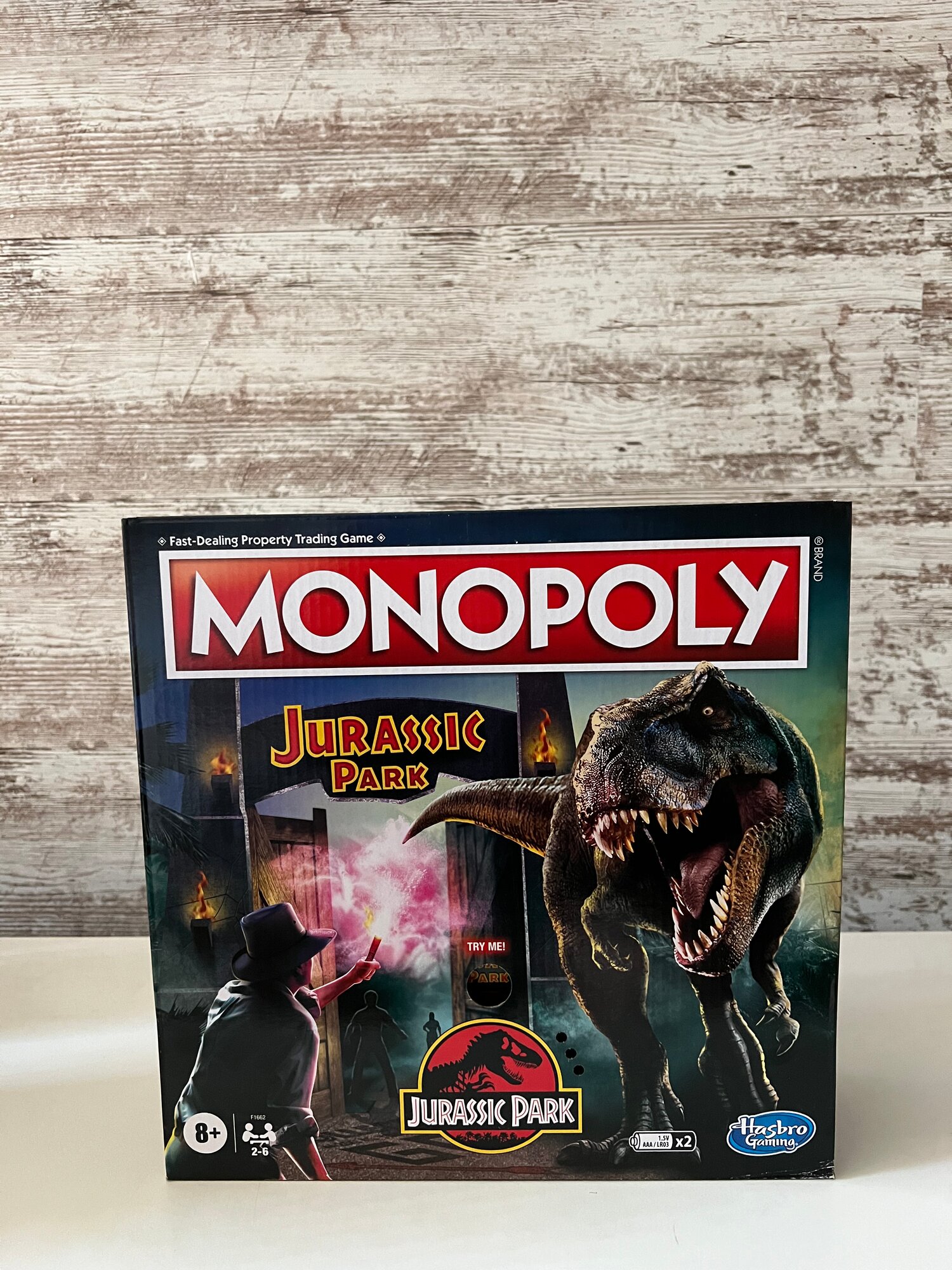 Настольная игра Монополия Парк Юрского периода, Jurassic Park, Monopoly, на 2-6 человек. С музыкой от Hasbro