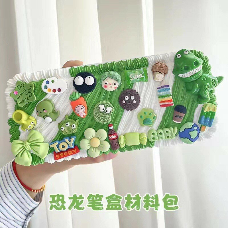 Канцелярский набор "Динозавры", крем-клей, пенал, коробка