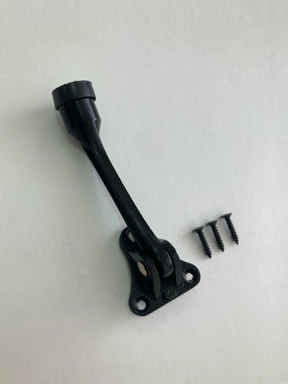 Фиксатор дверной откидной 961 "козья ножка" чёрный