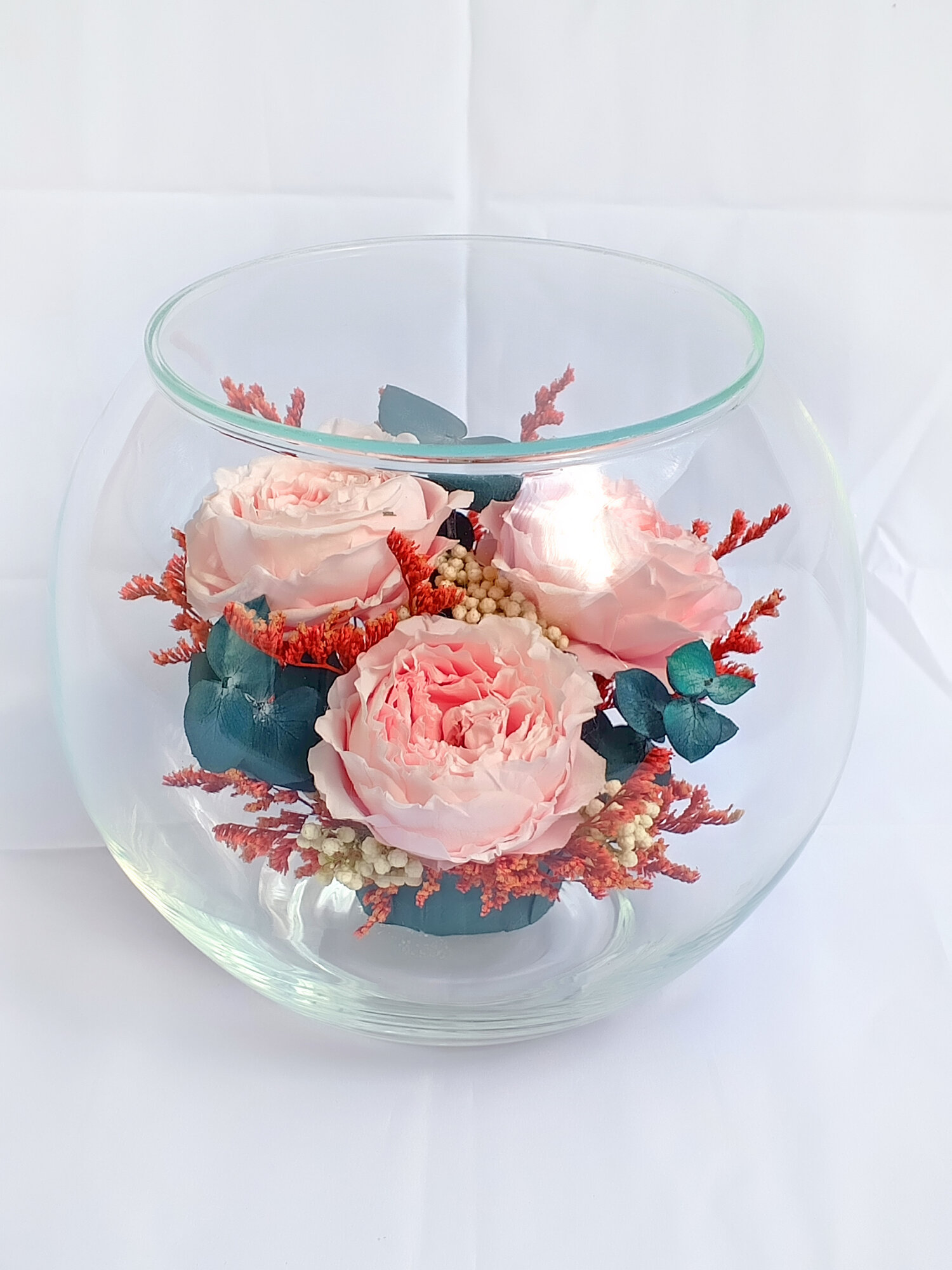 Натуральные пионы в стекле, вакуум*