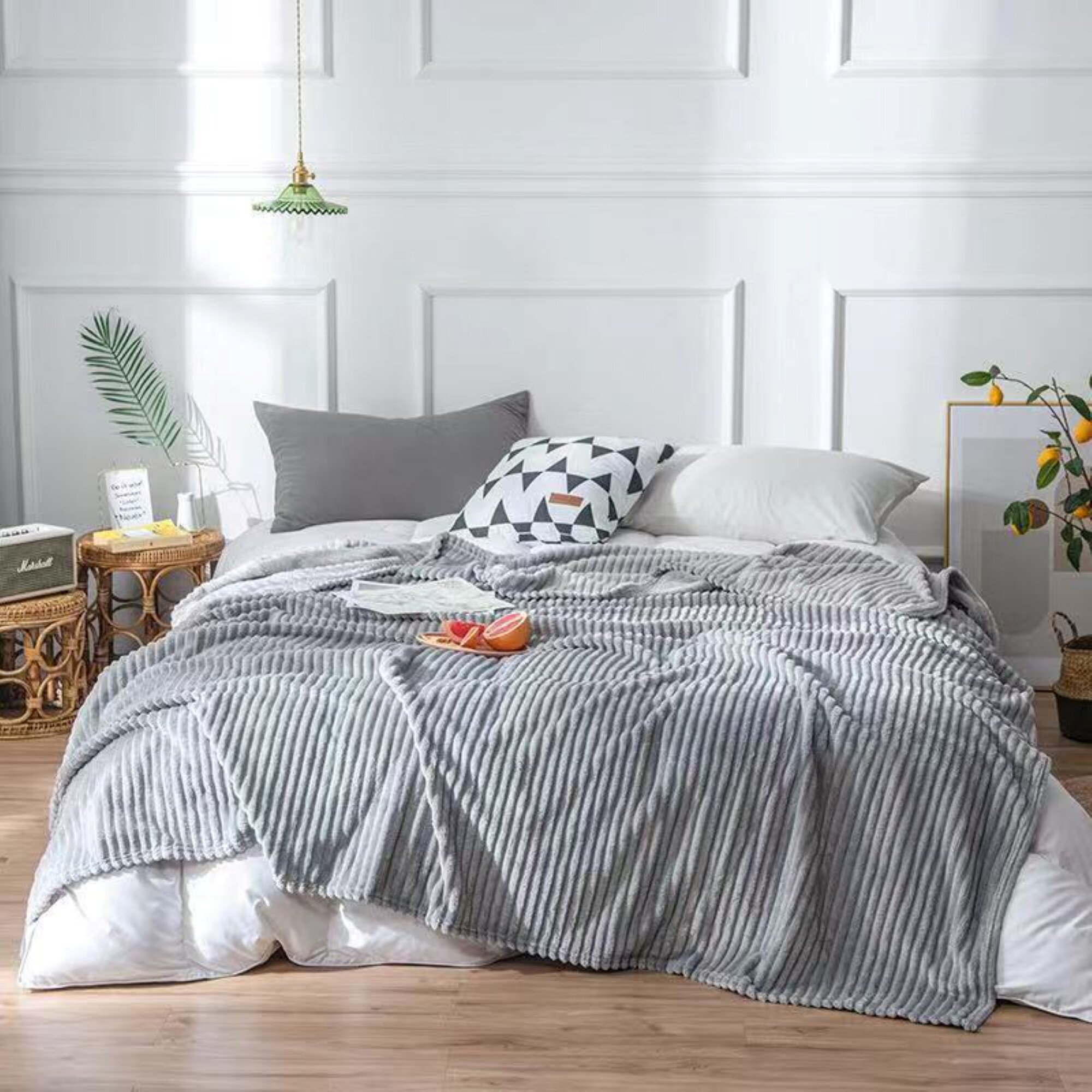 Плед плюшевый полутороспальный, 150x200 см, материал фланель