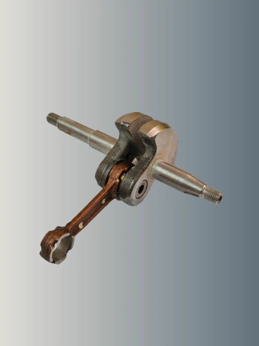 Коленвал бензопилы Китай 38cc