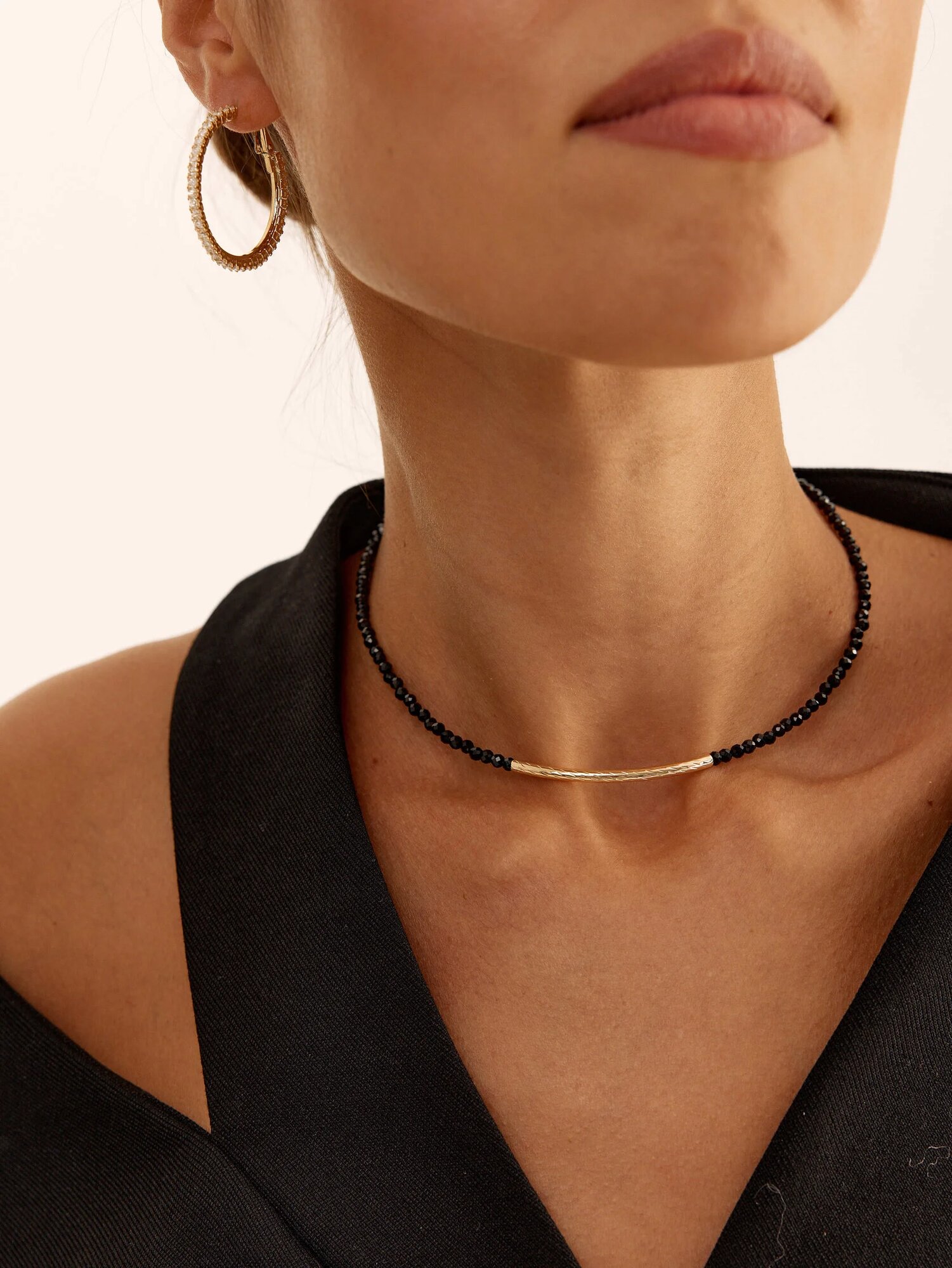 Чокер, шпинель