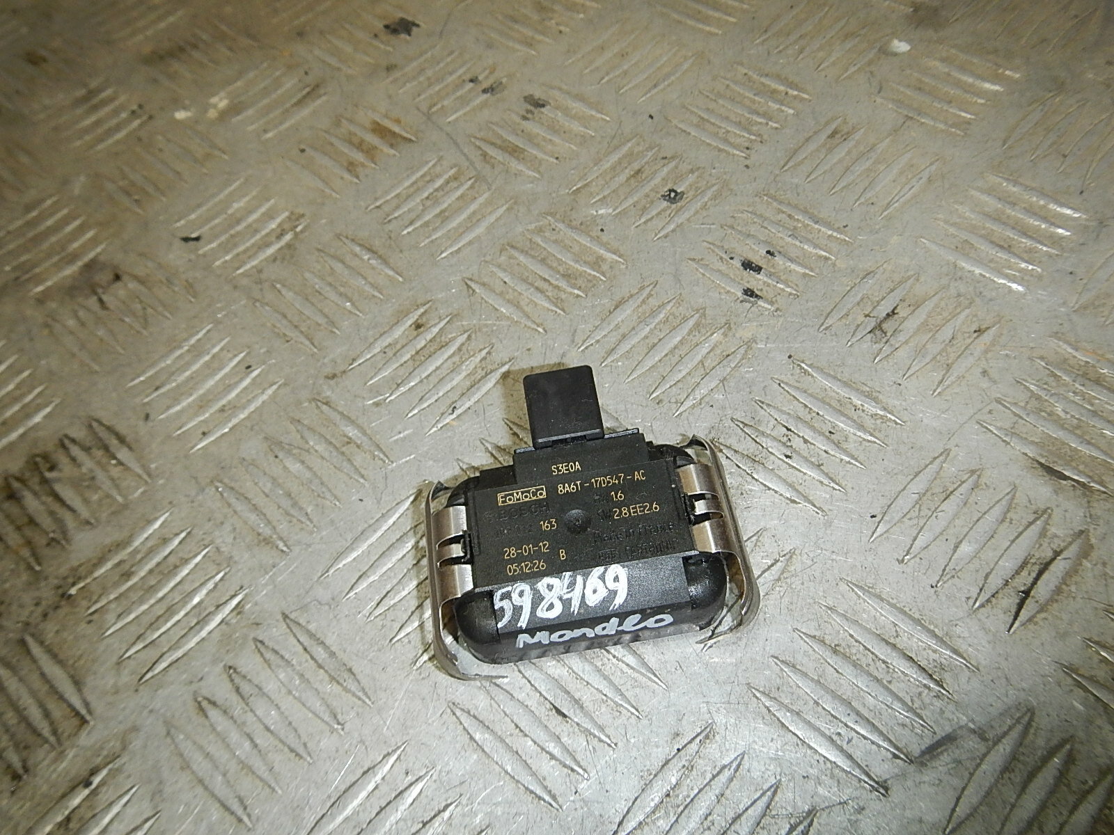 Б/У Датчик дождя, Ford (Форд)-MONDEO (07-14) FORD MONDEO (07-14) Без видимых повреждений. 598469 FORD арт. 8A6T17D547AC