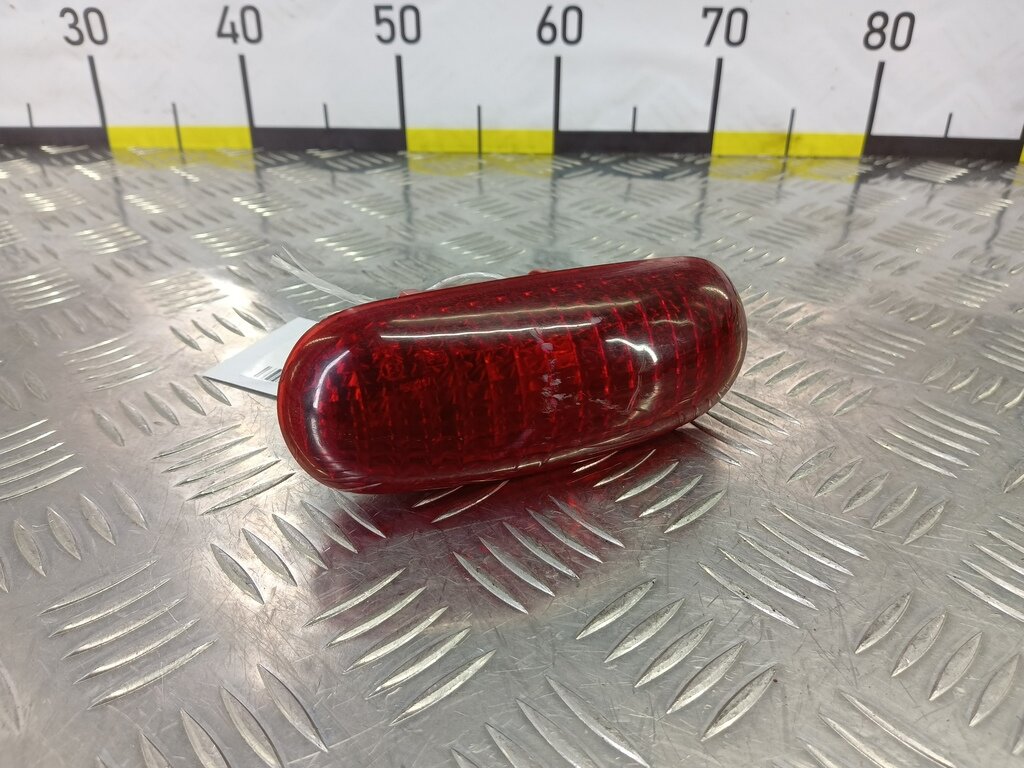 Фонарь задний (стоп сигнал) Б/У для Opel Vivaro A (2001—2014) 93850108