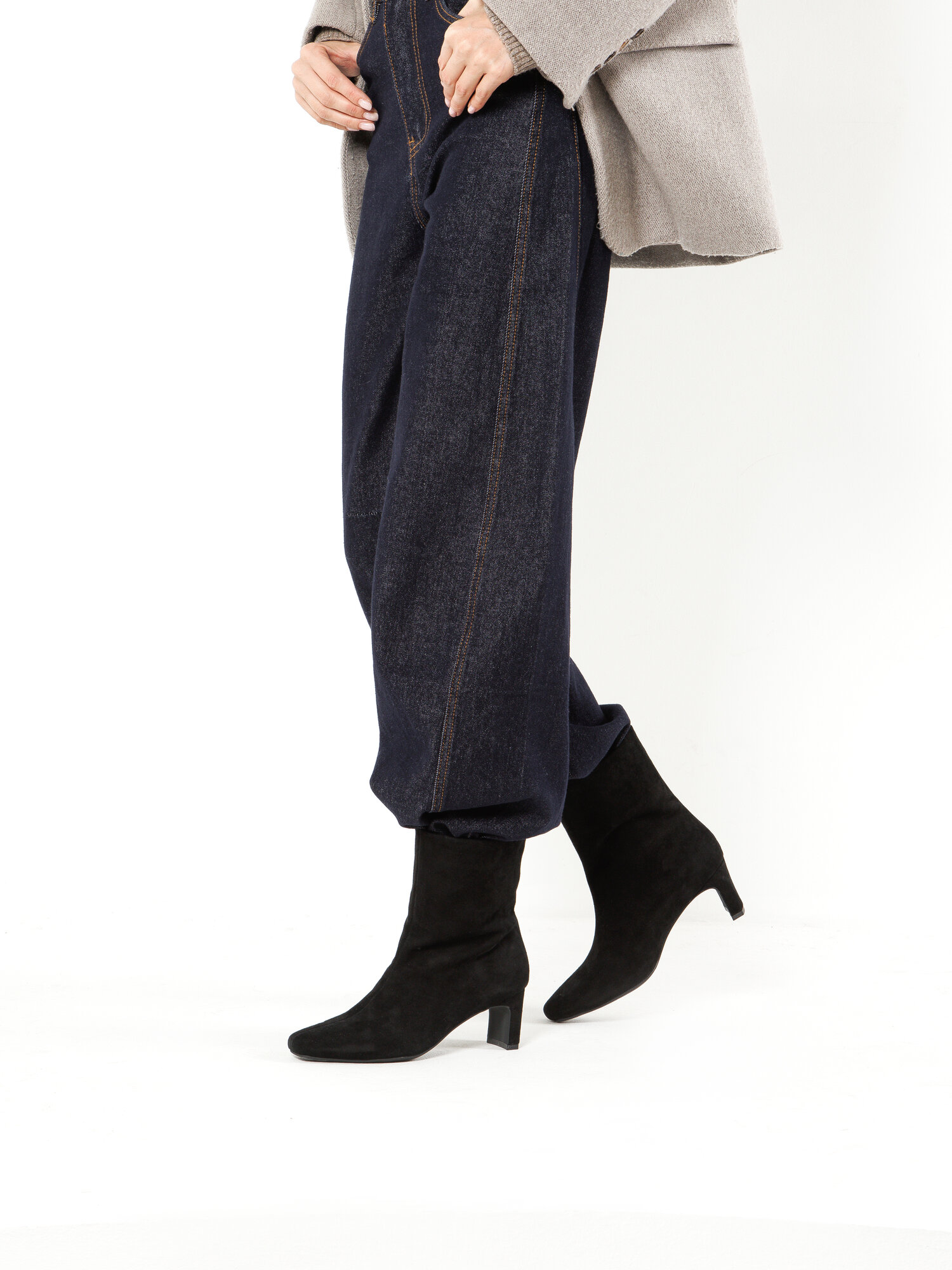 Ботильоны на низком каблуке демисезонные