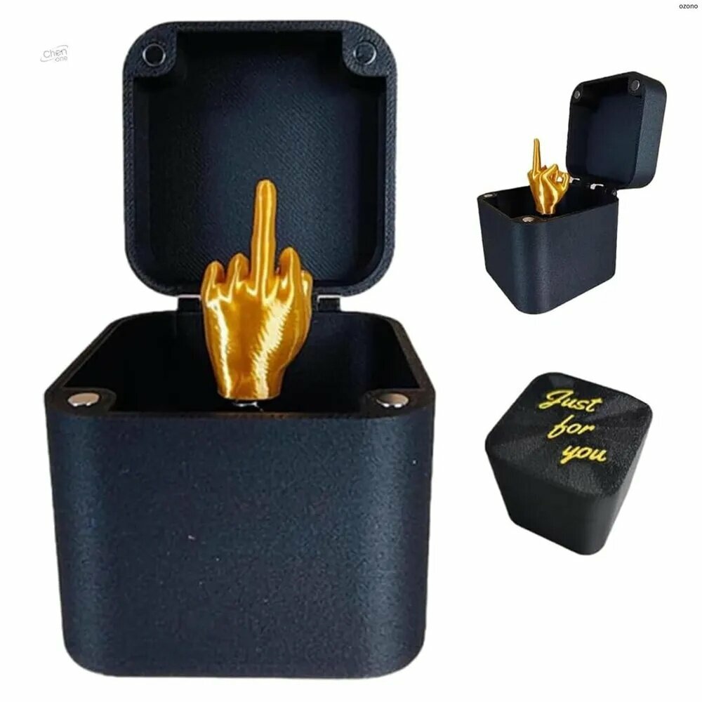 Подарочная коробка-сюрприз в виде среднего пальца