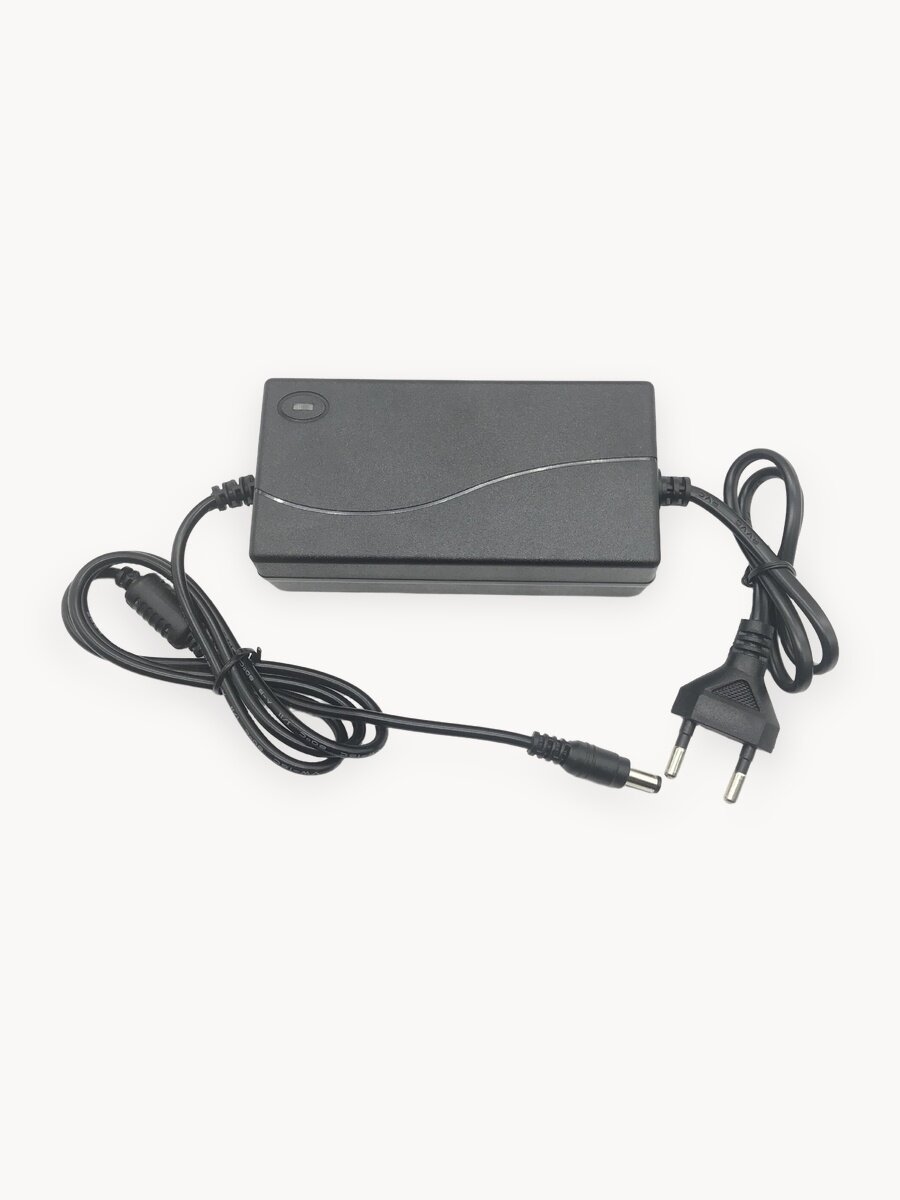 Блок питания стабилизированный, cетевой адаптер MyPads универсальный для систем видеонаблюдения / светодиодных лент AC Adapter 12V5A