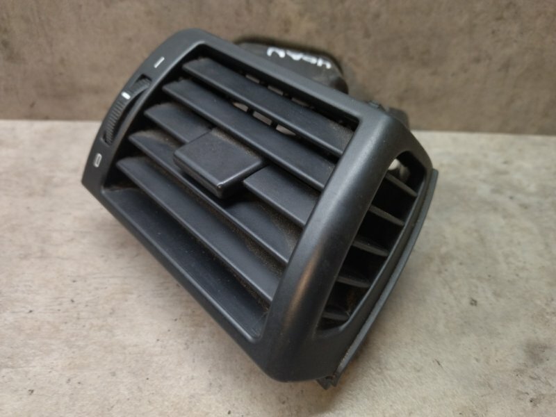Дефлектор воздушный BMW 3 E46 64228361898