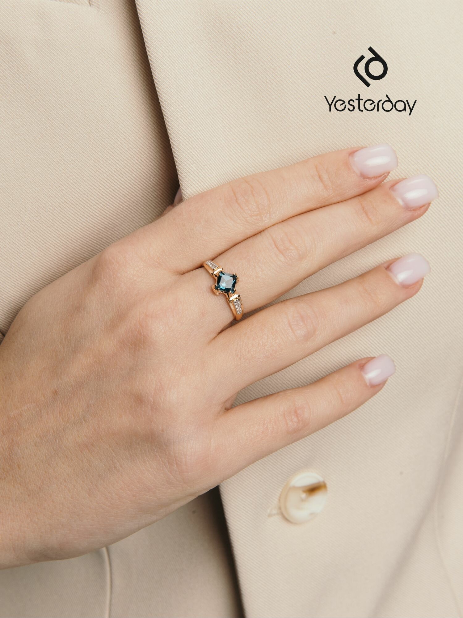 Кольцо, красное золото, 585 проба, Лондон топаз, фианит